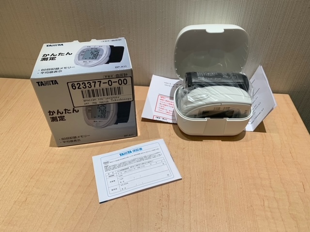 Yahoo!オークション - 1円スタート TANITA タニタ BP-A11 かんたん 測...