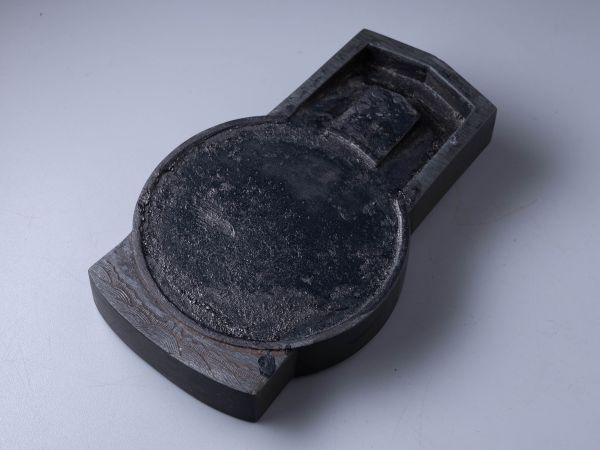 Yahoo!オークション - AB288. 中国書道具 唐硯 古硯 羅針盤形 風景図彫...