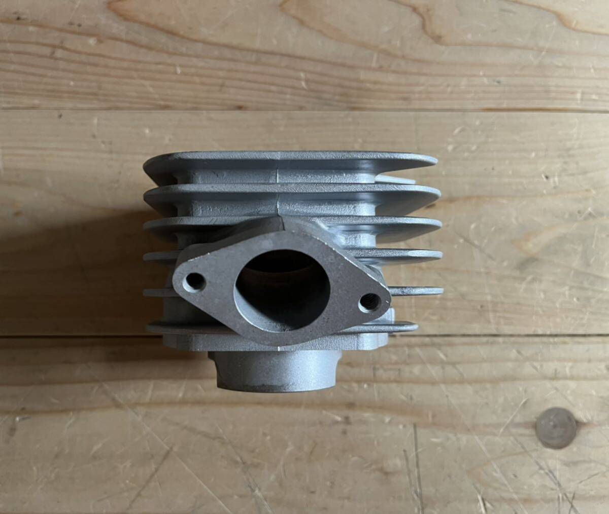 Yahoo!オークション - 新品 縦型JOG アルミシリンダー ボアアップ48mm ...