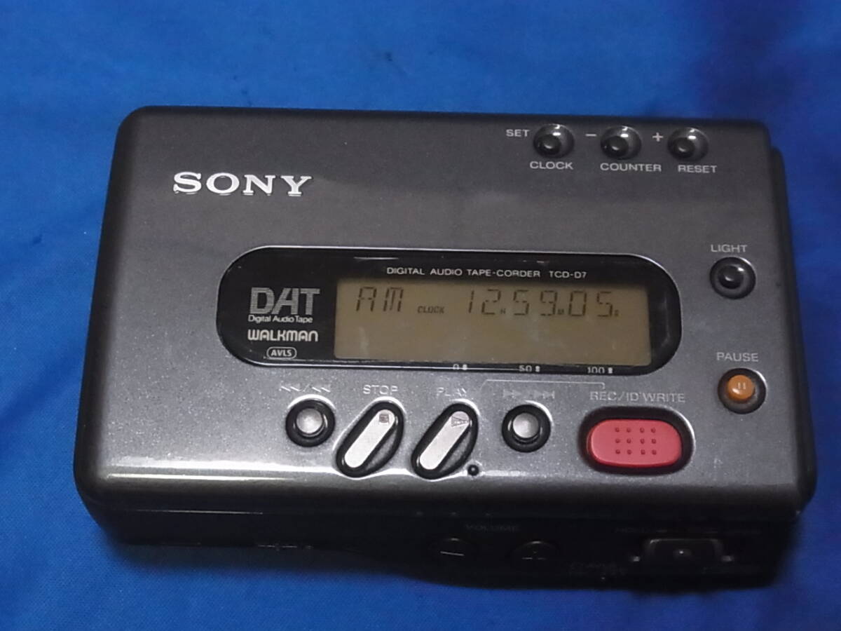 Yahoo!オークション - SONY DATウォークマン TCD-D7 ジャンク品