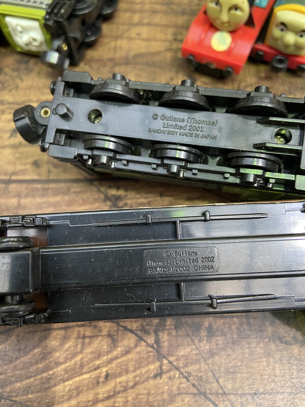 Yahoo!オークション - S-233 1円～ 機関車トーマス まとめて バンダイ ...