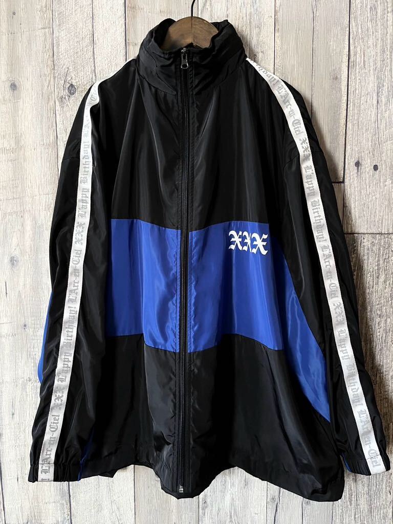 送料込み即決 L'Arc~en~Ciel ジップアップジャケット XXX 送料込み即決 L'Arc~en~Ciel ジップアップジャケット XXX