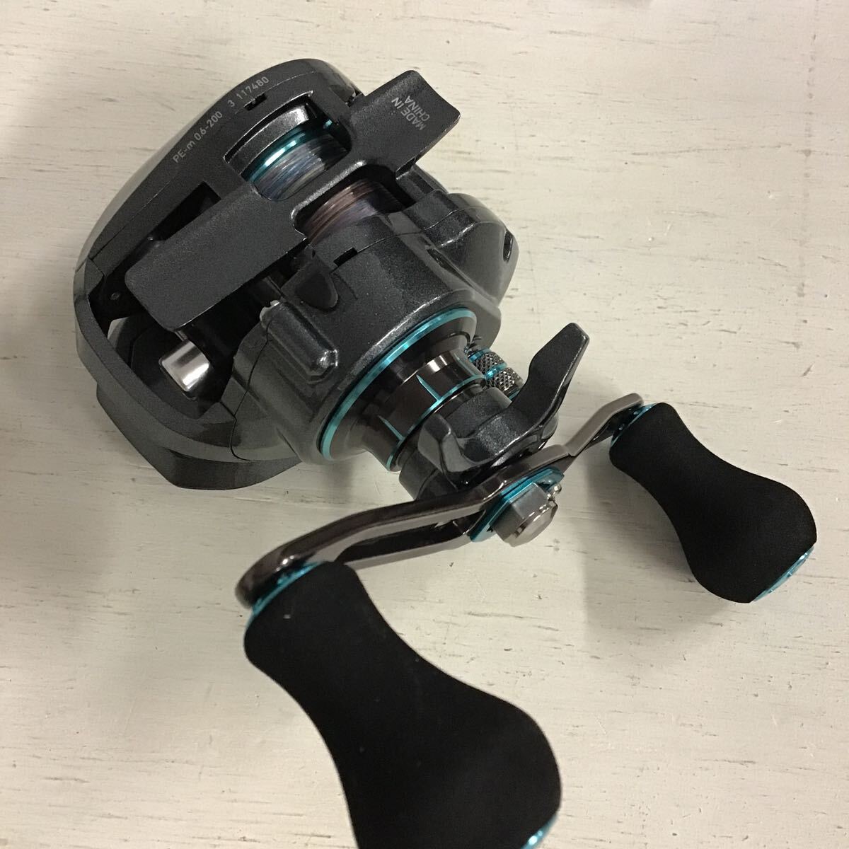 Yahoo!オークション - 73 DAIWA ダイワ ライトSW XIC SS(右) ベイトリ...