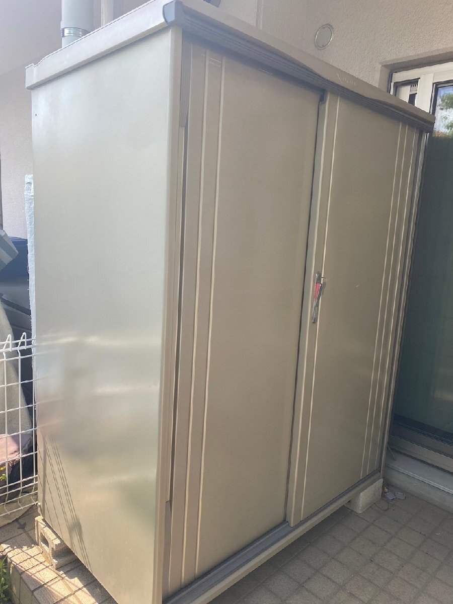 引取限定 J6772 TAKUBO タクボ物置 1330×790×1600mm 解体済 鍵 棚有(タクボ)｜売買されたオークション情報、yahooの商品情報をアーカイブ公開 - オークファン ...