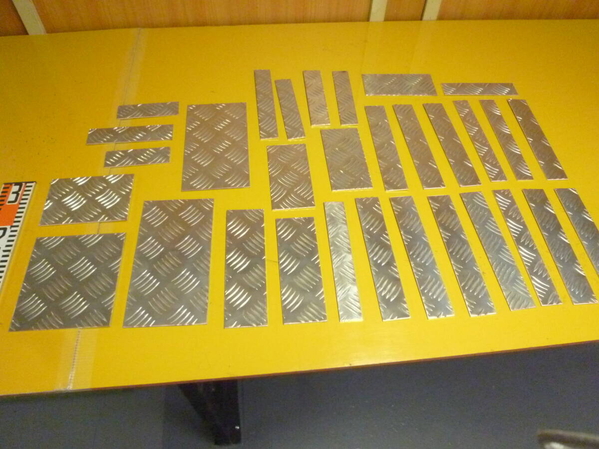 Yahoo!オークション - Q53 アルミ縞板 端材 いろいろセット ジャンク ...