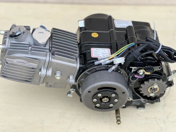 Yahoo!オークション - 本体黒 110CC遠心クラッチエンジン カブ モンキ...