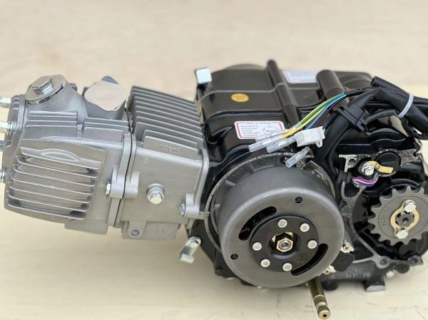 Yahoo!オークション - 本体黒 110CC遠心クラッチエンジン カブ モンキ...