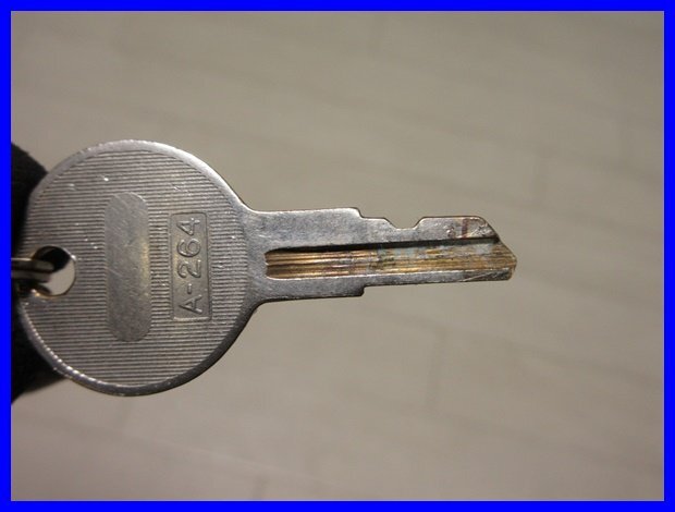 Yahoo!オークション - b582 W1S W1F メインキー 60