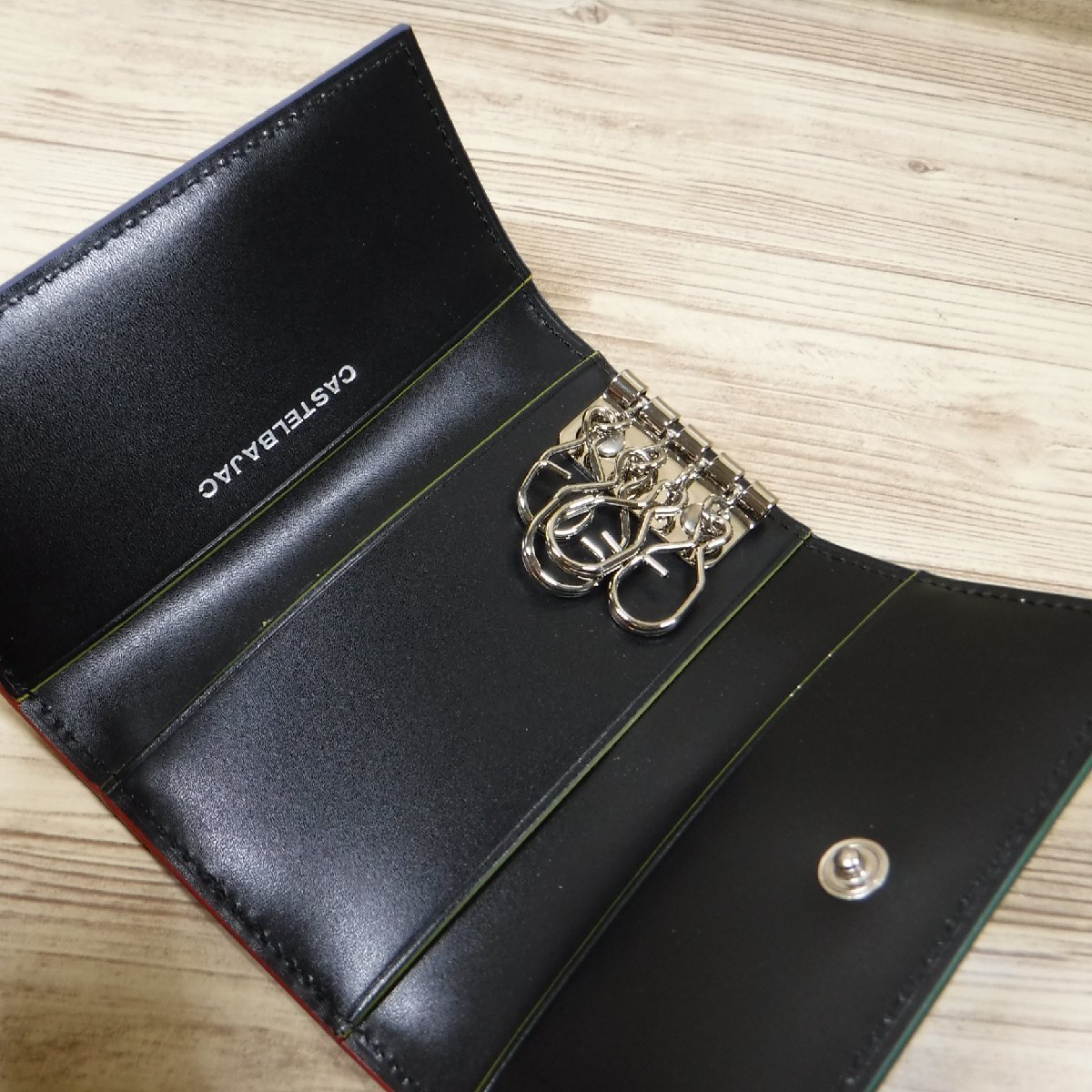 Yahoo!オークション - QQ298 カステルバジャック 定価10450円 新品 白 ...