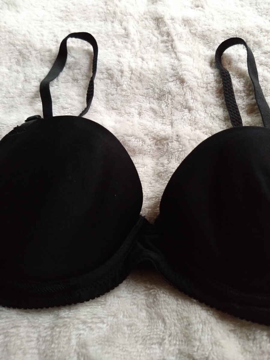 Yahoo!オークション - イオン TOPVALU 黒 シンプルブラジャー A70 バ...