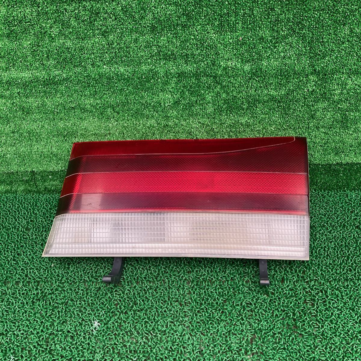 トヨタ レジアス RCH47W 純正 リアクションライトR右側テールライト RCH40W RCH41W FRCH47-R607-TA0-3(テールライト)｜売買されたオークション情報 ...