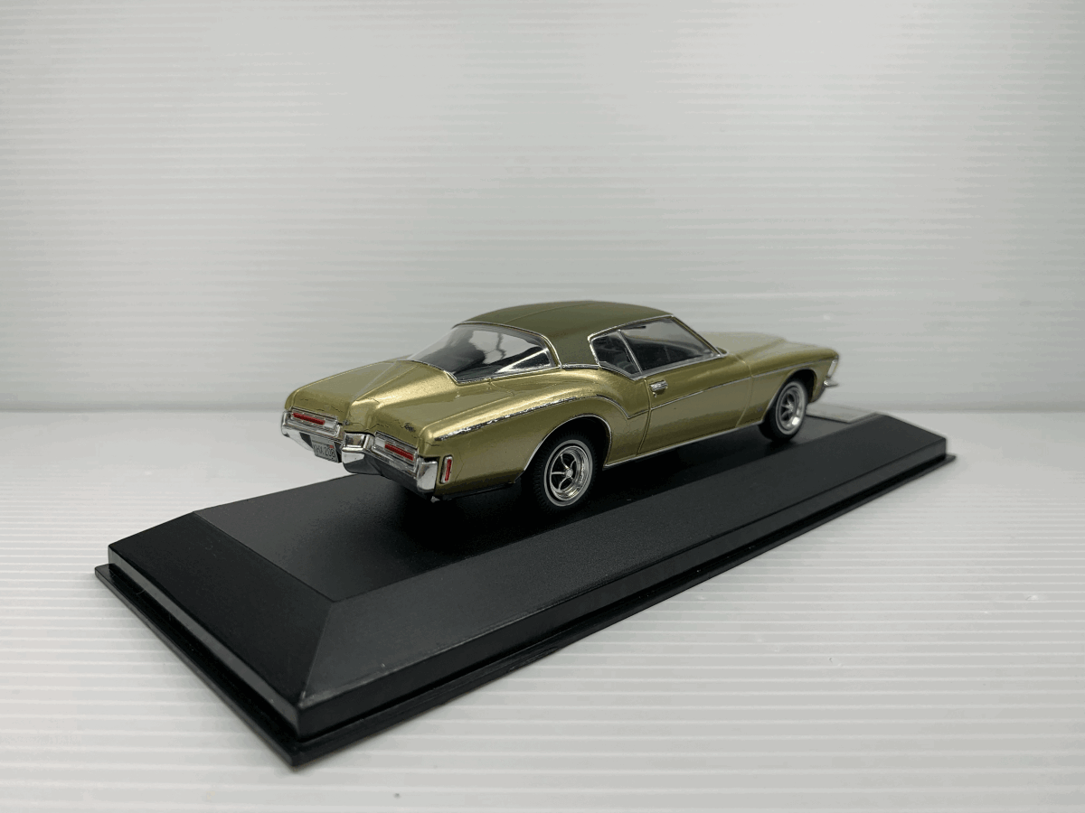 Yahoo!オークション - PREMIUM X BUICK RIVIERA Coupe 1972 [Green] ビ...
