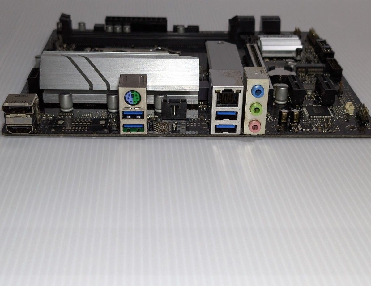 動作確認済 ASRock B460M microATX Intel LGA1200 第10世代対応 動作確認済 ASRock B460M microATX Intel LGA1200 第10世代対応