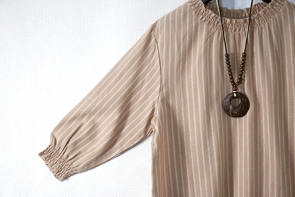 Yahoo!オークション - 【100円スタート】yk/シャーリングデザイン綿100...