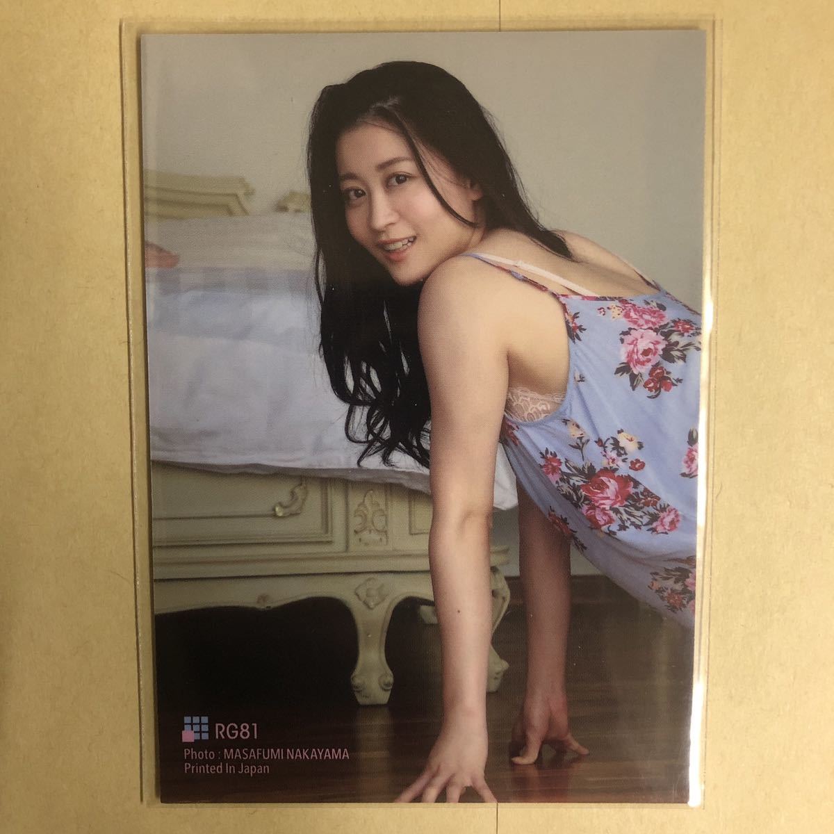 Yahoo!オークション - NMB48 上西恵 トレカ アイドル グラビア カード ...