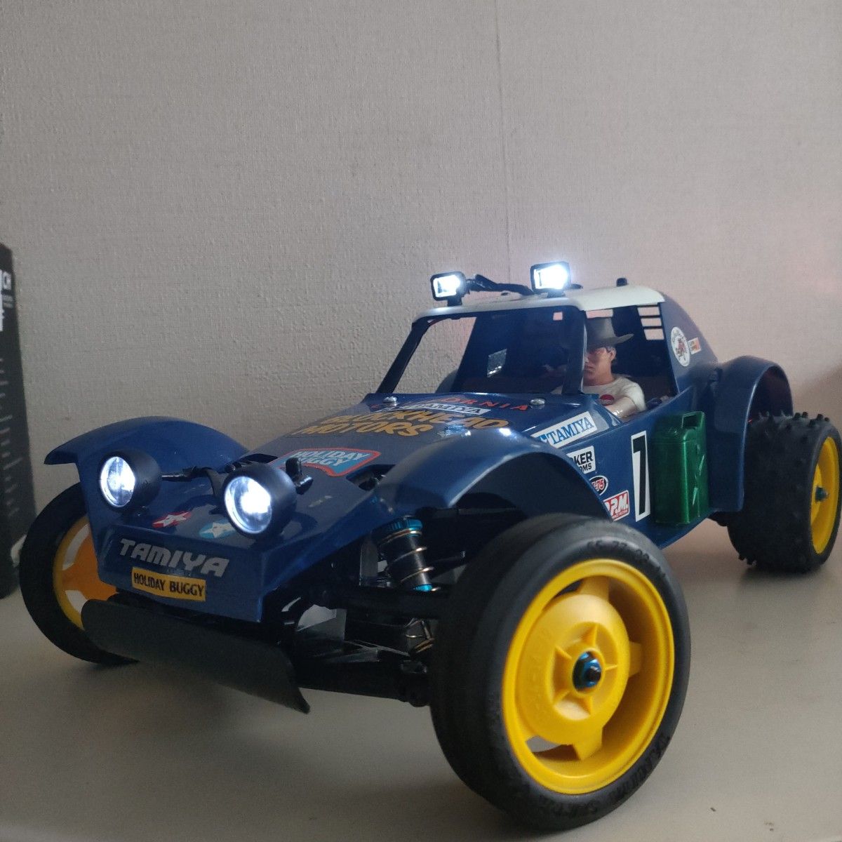 即走行可能】タミヤ1/10RC ホリデーバギー(DT-02シャーシ)フル 即走行可能】タミヤ1/10RC ホリデーバギー(DT-02シャーシ)フル