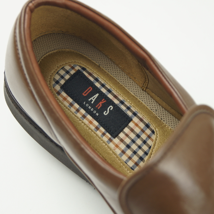 Yahoo!オークション - 【新品】定価2.9万 ダックス DAKS LONDON《牛革...