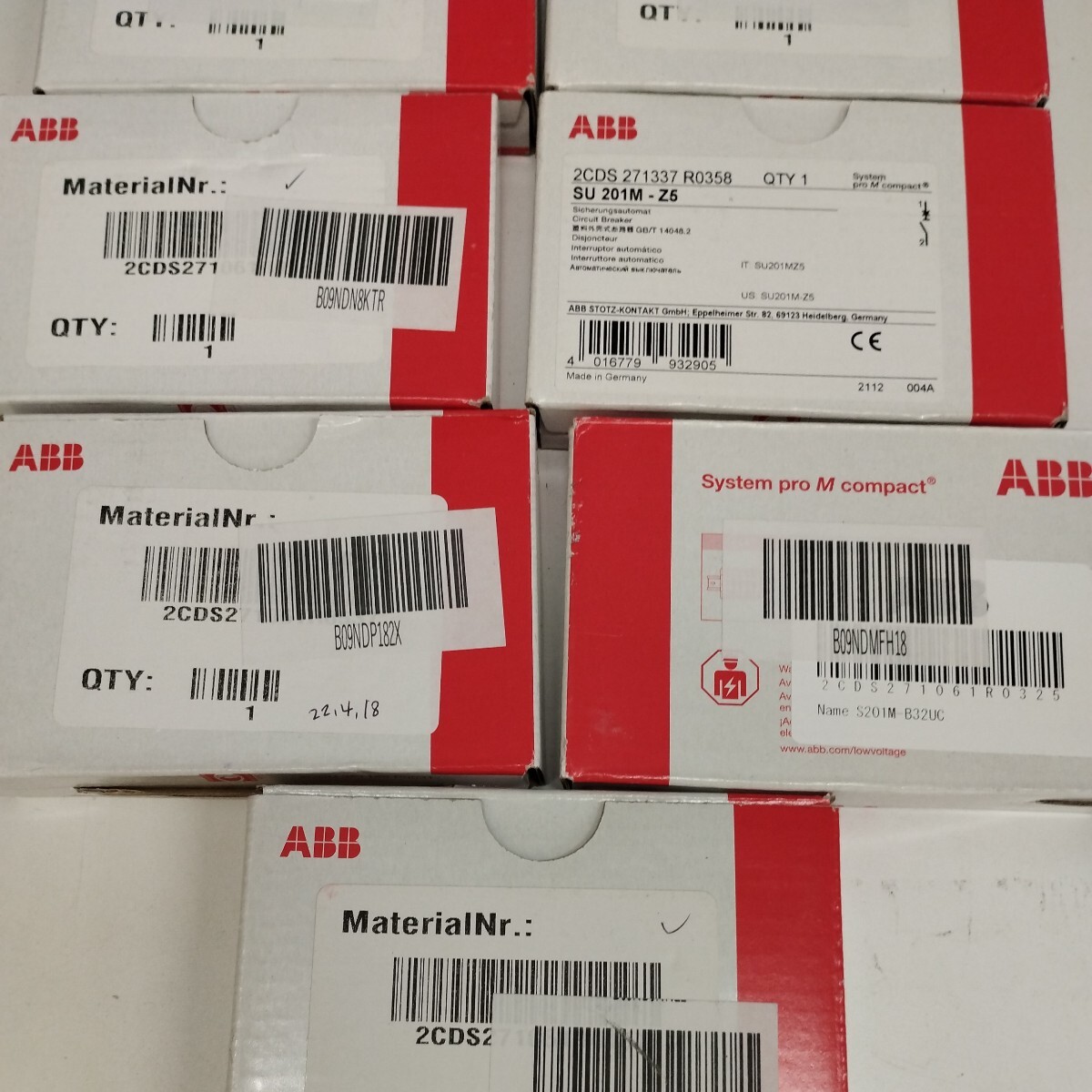 Yahoo!オークション - 0607y0911【まとめ】大量 ABB ブレーカー ミニチ...