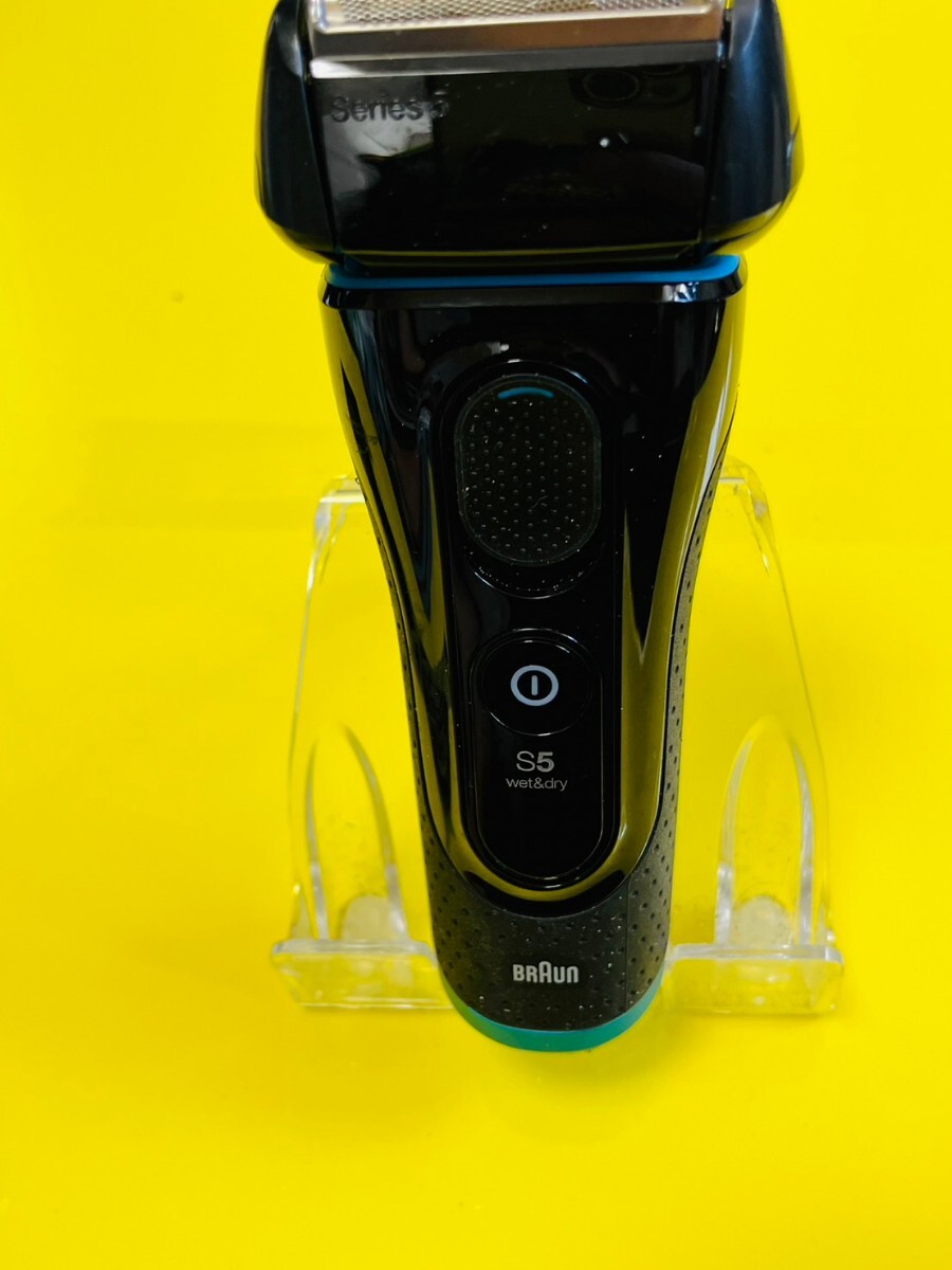 Yahoo!オークション - 24 BRAUN/ブラウン S5 電気シェーバー 稼働品