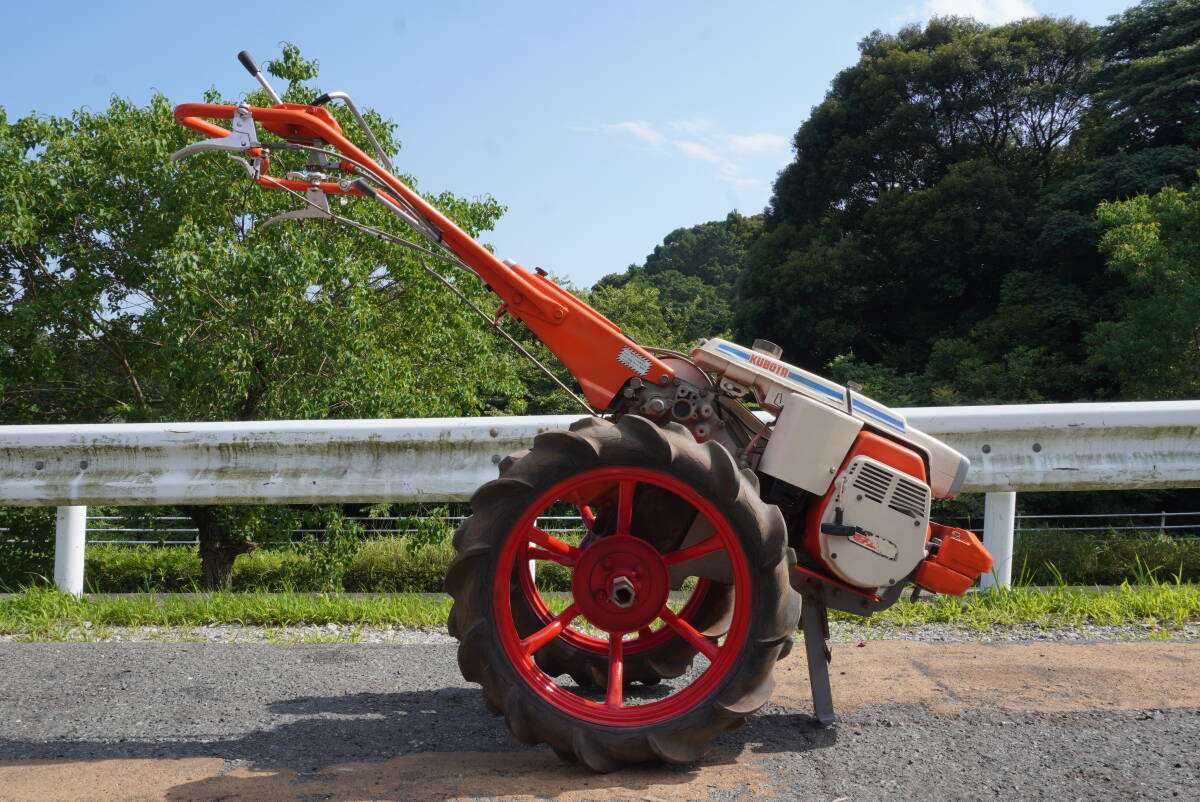 Yahoo!オークション - クボタ T702 耕うん機 二輪耕運機 管理機 KUBOT...