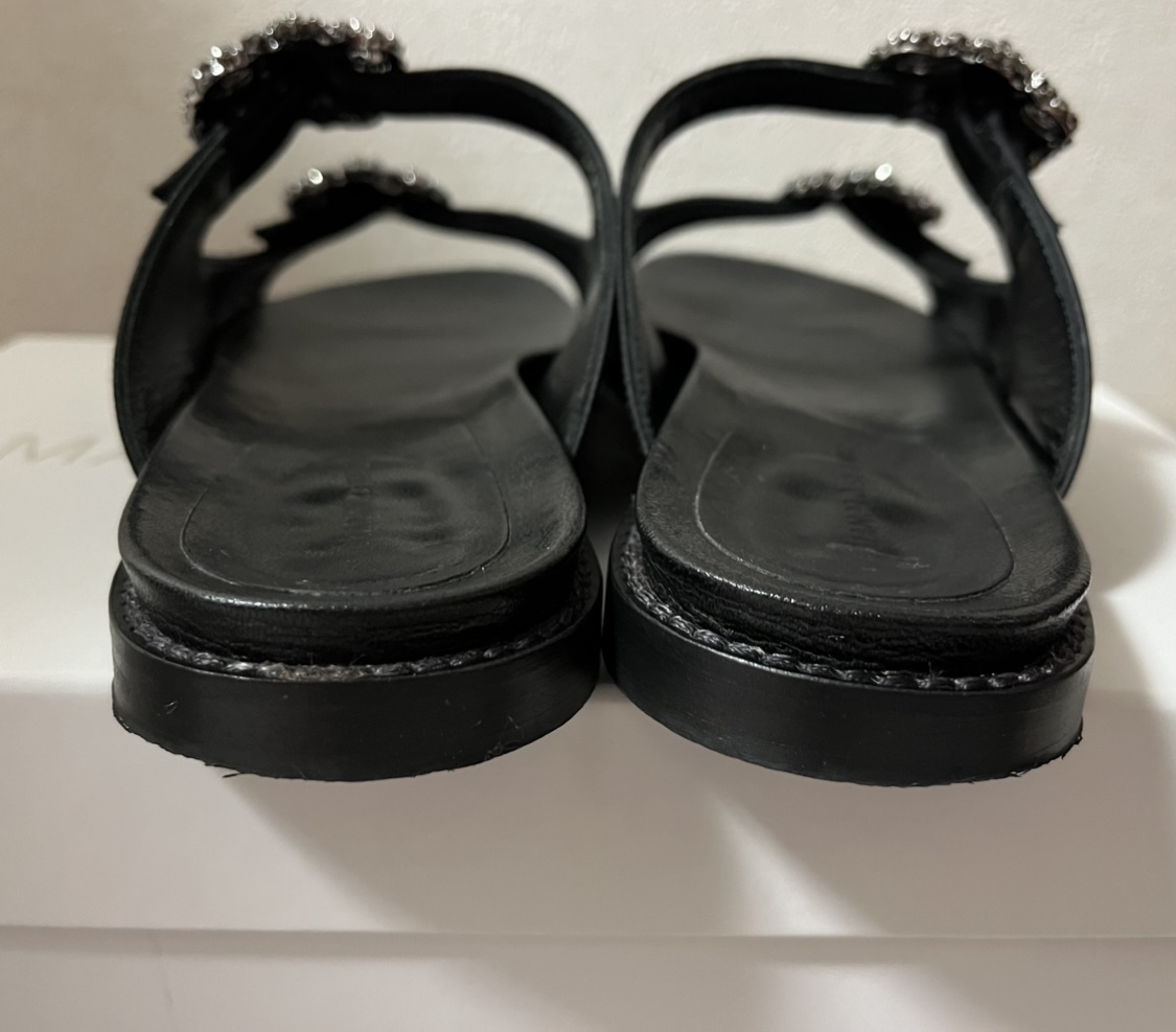 ManoloBlahnik ストラスハンギシビジューサンダル マノロ ManoloBlahnik ストラスハンギシビジューサンダル マノロ