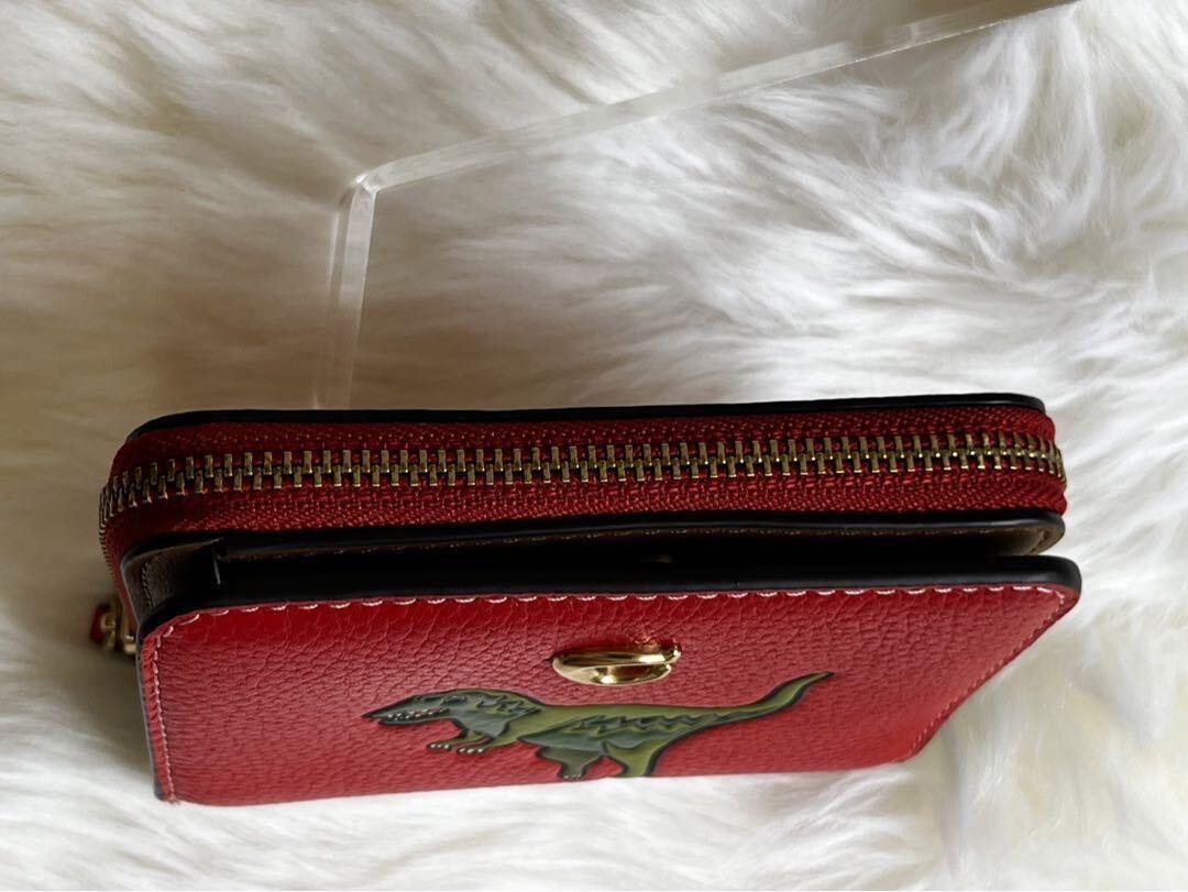 未使用品 COACH コーチビルフォールド レキシー財布 箱付き 未使用品 COACH コーチビルフォールド レキシー財布 箱付き