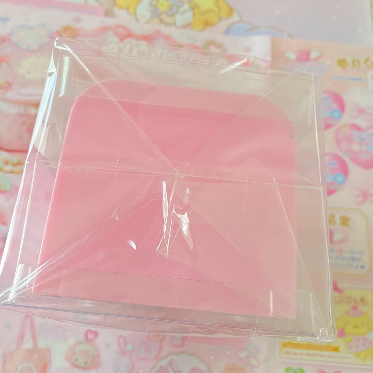サンリオ 新品 ハローキティ 小物入れ 1個 かおはな カオハナ サンリオ 新品 ハローキティ 小物入れ 1個 かおはな カオハナ