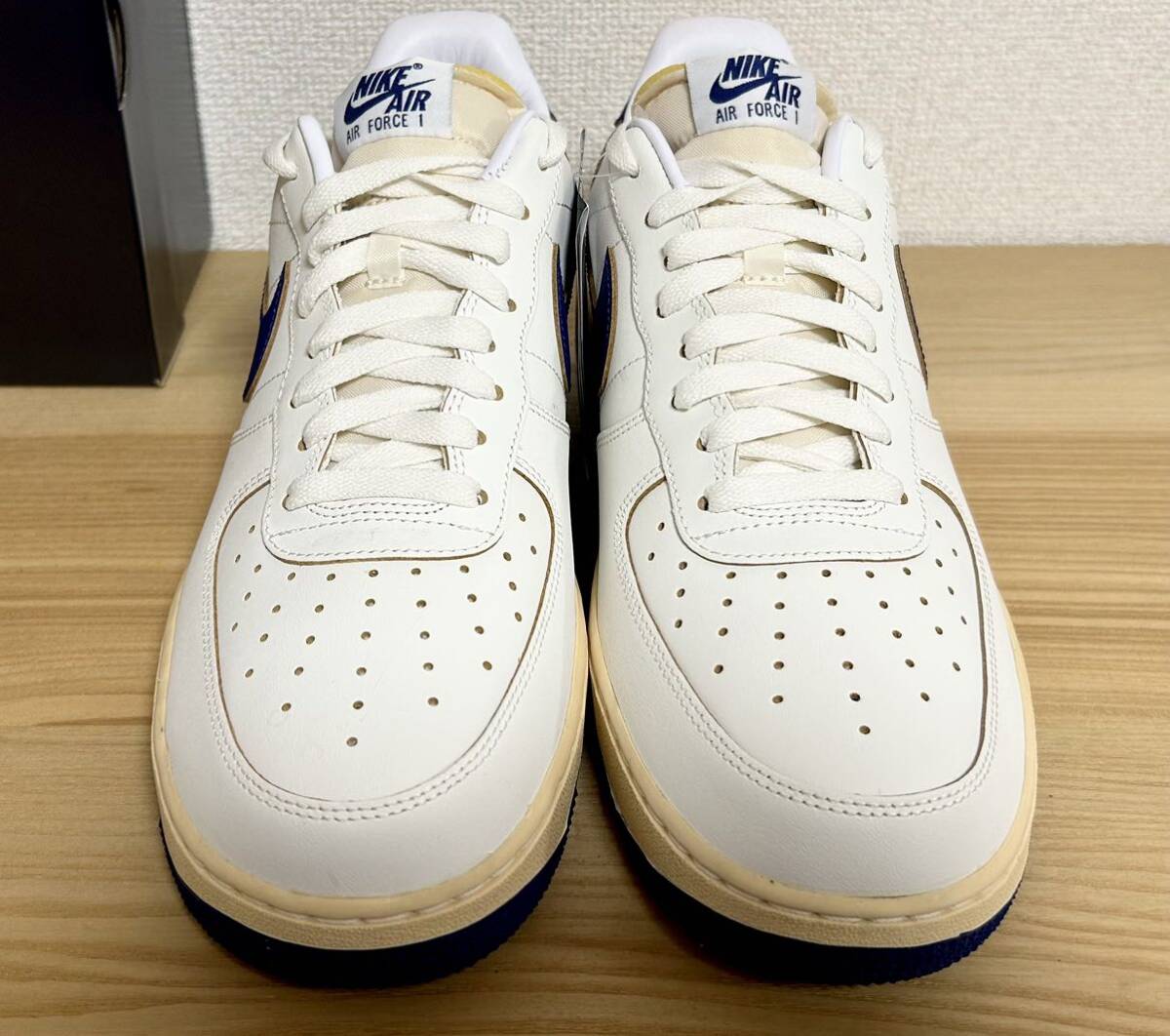 NIKE ナイキ エア フォース 1 '07 MENS28 5㎝(WMNS 29 0 NIKE ナイキ エア フォース 1 '07 MENS28 5㎝(WMNS 29 0