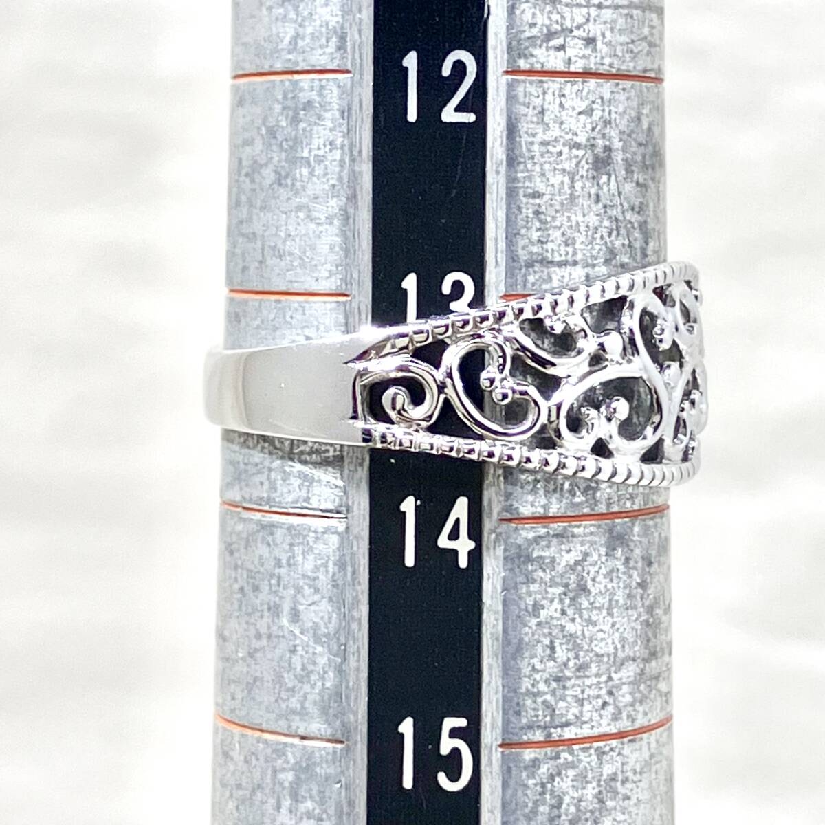 Yahoo!オークション - [新品仕上済み] K10WG 13.5号 透かし彫り 2.0g...