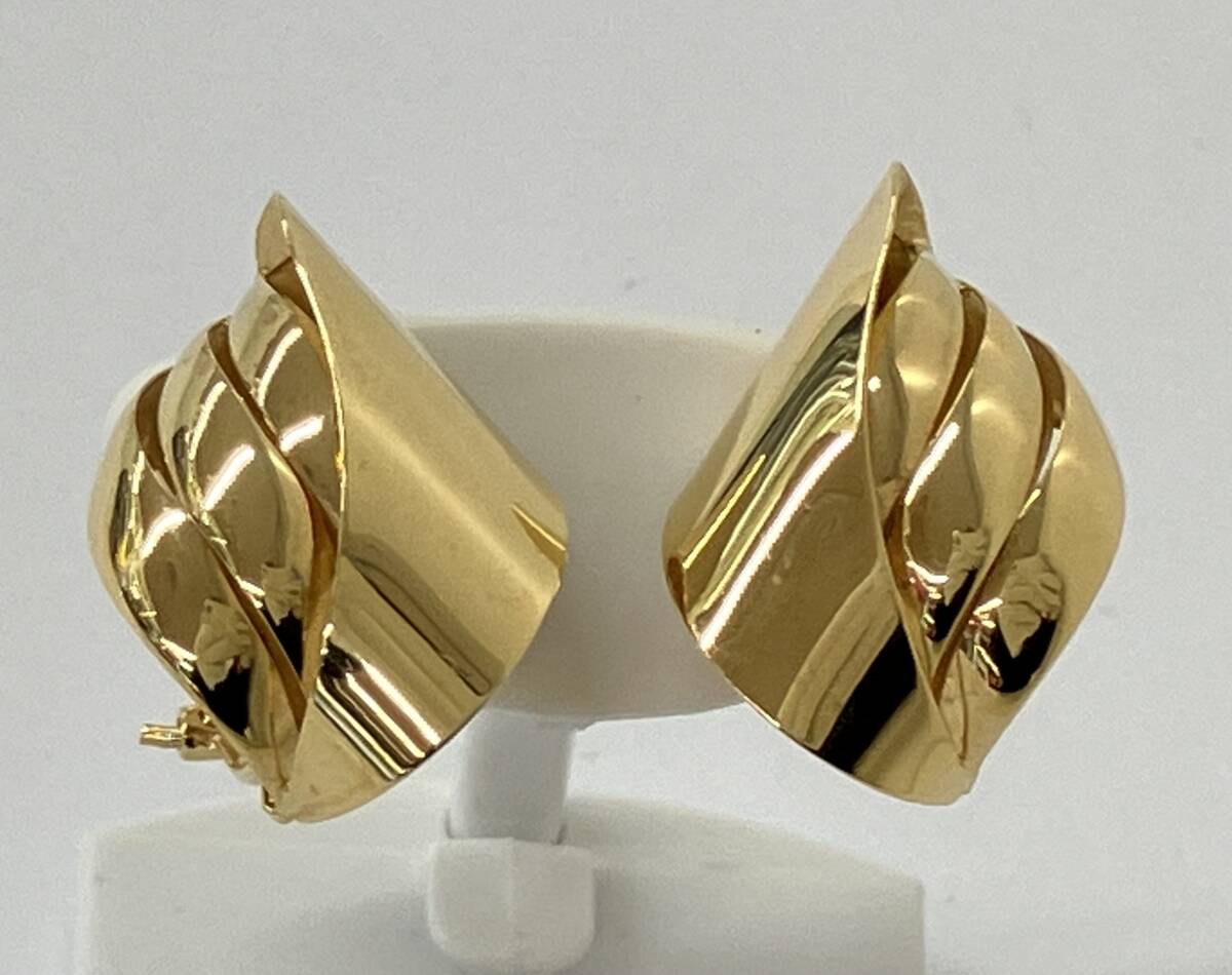 Yahoo!オークション - K18 イヤリング 3.6g 18金