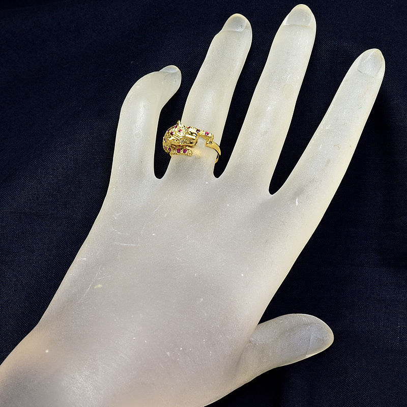 Yahoo!オークション - 天然ルビーリング 8号 K18YG パンサーモチーフ ...