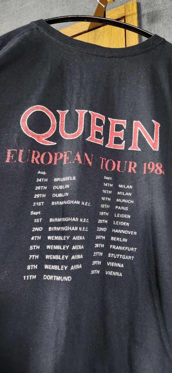 QUEEN クイーン 半袖Tシャツ バンドTシャツ オフィシャル バック QUEEN クイーン 半袖Tシャツ バンドTシャツ オフィシャル バック