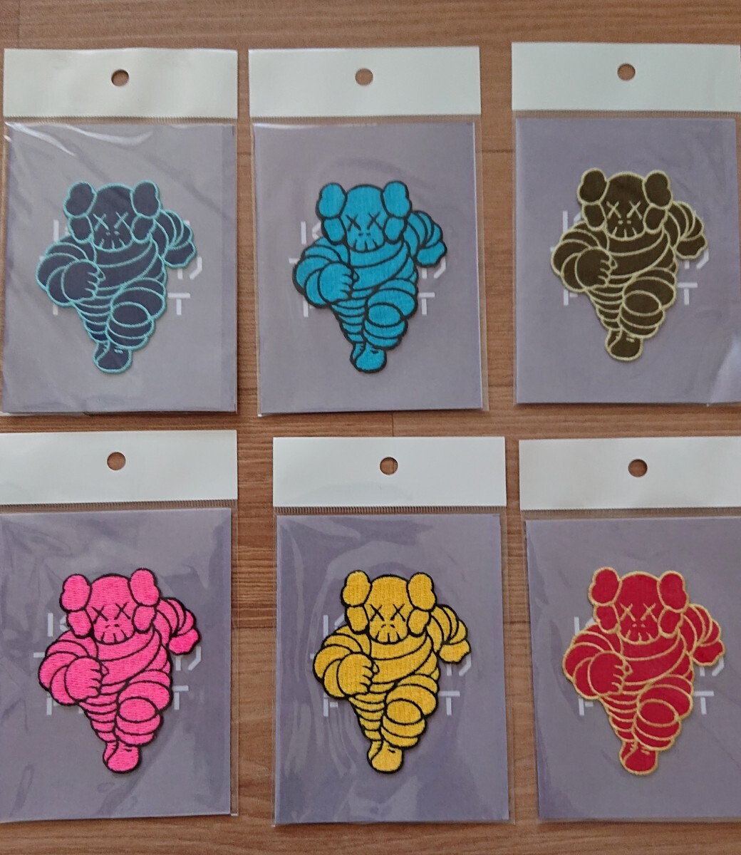Yahoo!オークション - 新品 kaws chum ワッペン KAWS TOKYO FIRST ピン...