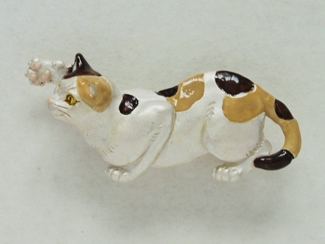 猫の帯〆 G4600-12 数 SUU ブランドの帯留め 三毛猫 ネコ 三分紐用に モダンな帯留め 立体感ある帯留め(帯締め)｜売買されたオークション情報、yahooの商品情報をアーカイブ公開 ...