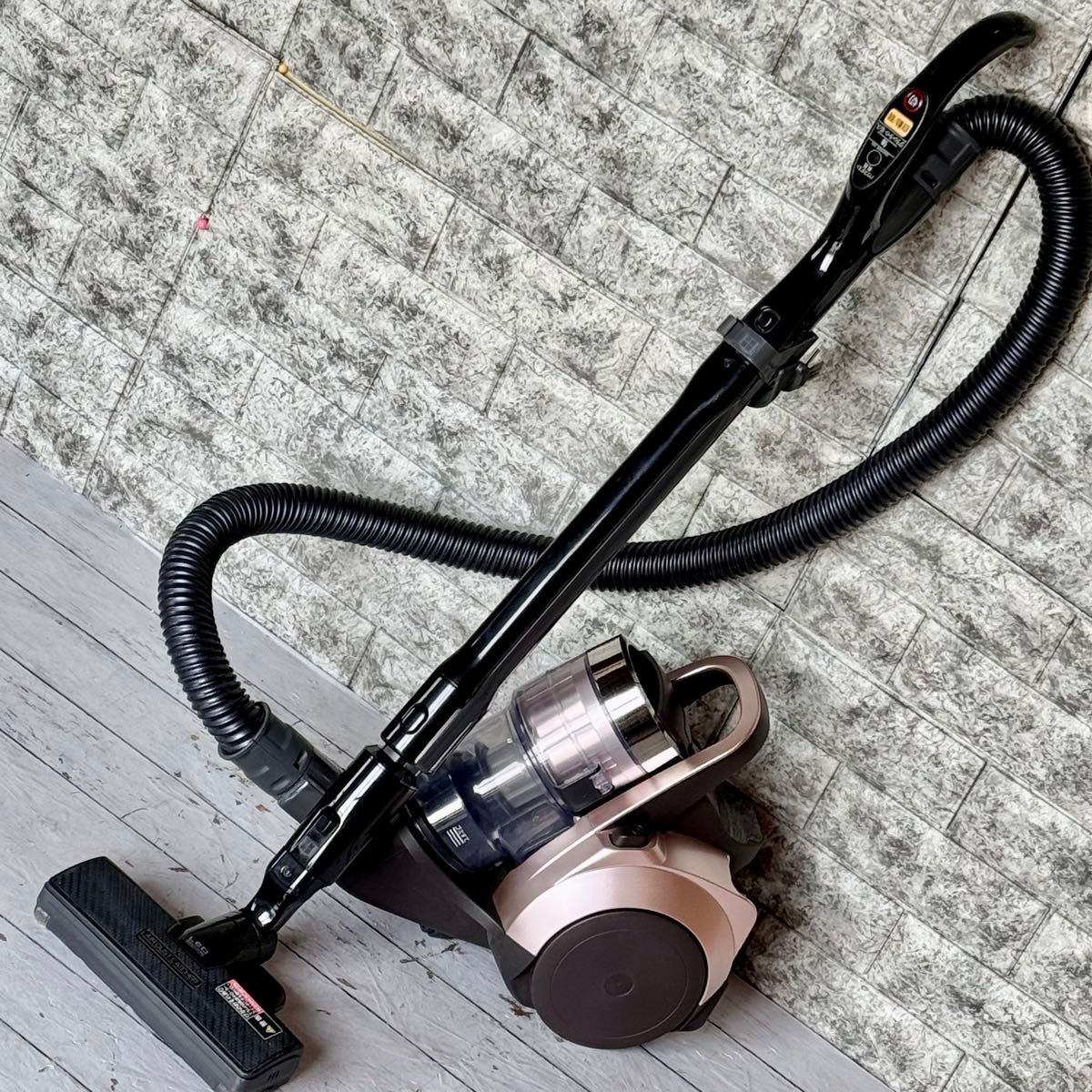 2018年製 Panasonic「プチサイクロン」サイクロン式掃除機 2018年製 Panasonic「プチサイクロン」サイクロン式掃除機