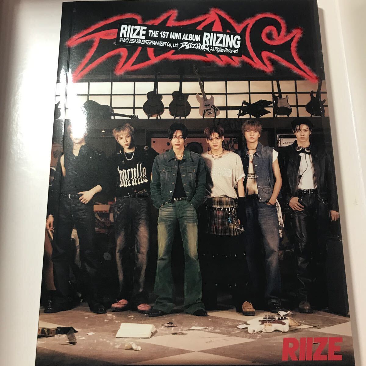 Yahoo!オークション - RIIZE RIIZING Photobook ver. JAPAN EXCLUSIVE