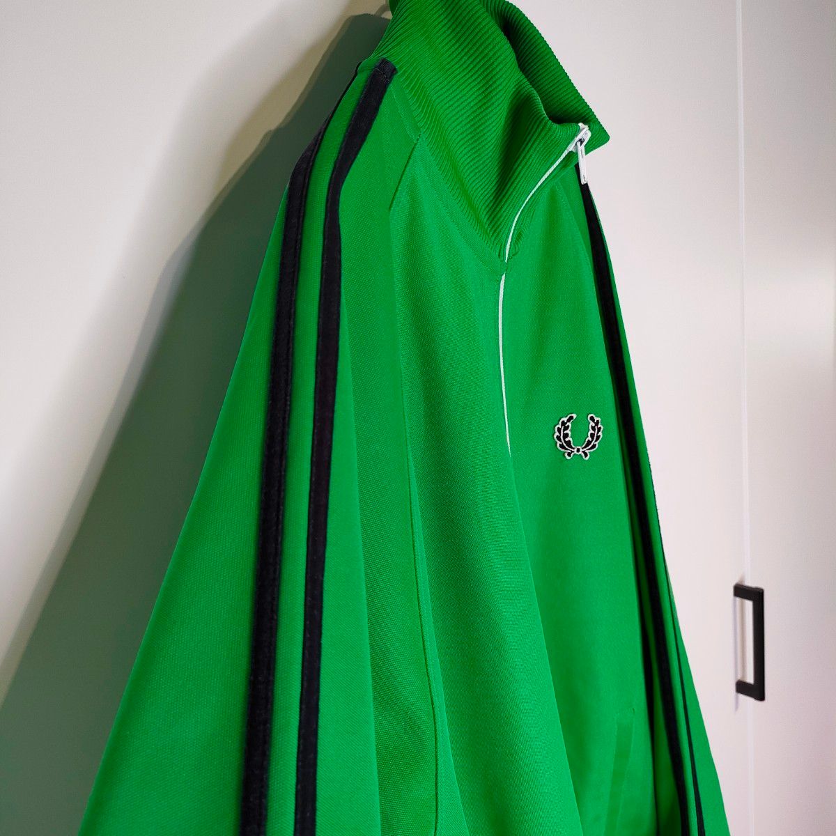 FRED PERRY】トラックジャケット ジャージ 月桂樹 フレッド FRED PERRY】トラックジャケット ジャージ 月桂樹 フレッド