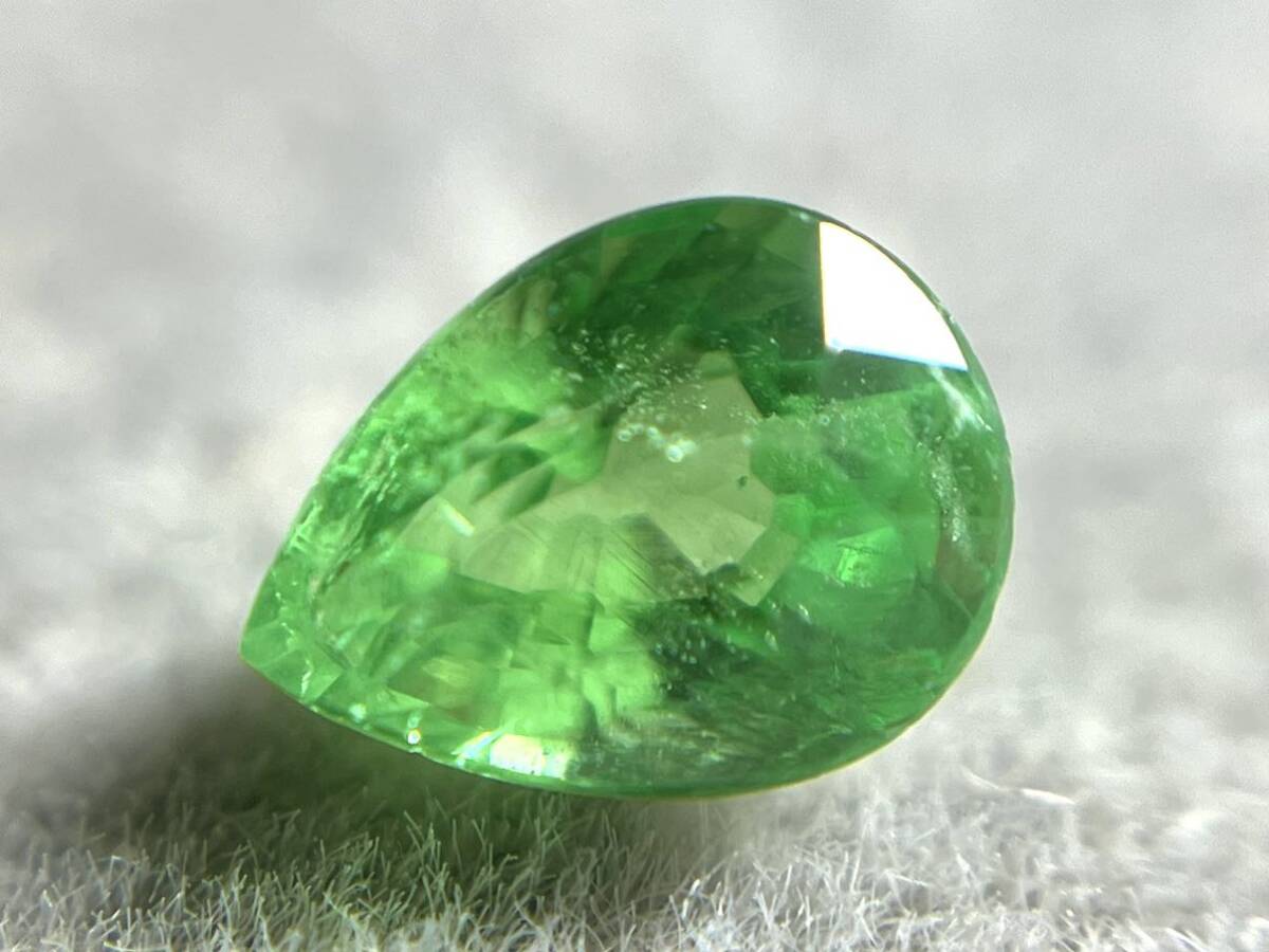 Yahoo!オークション - ツァボライトガーネット 0.42ct 5.2x3.8mm ペア...