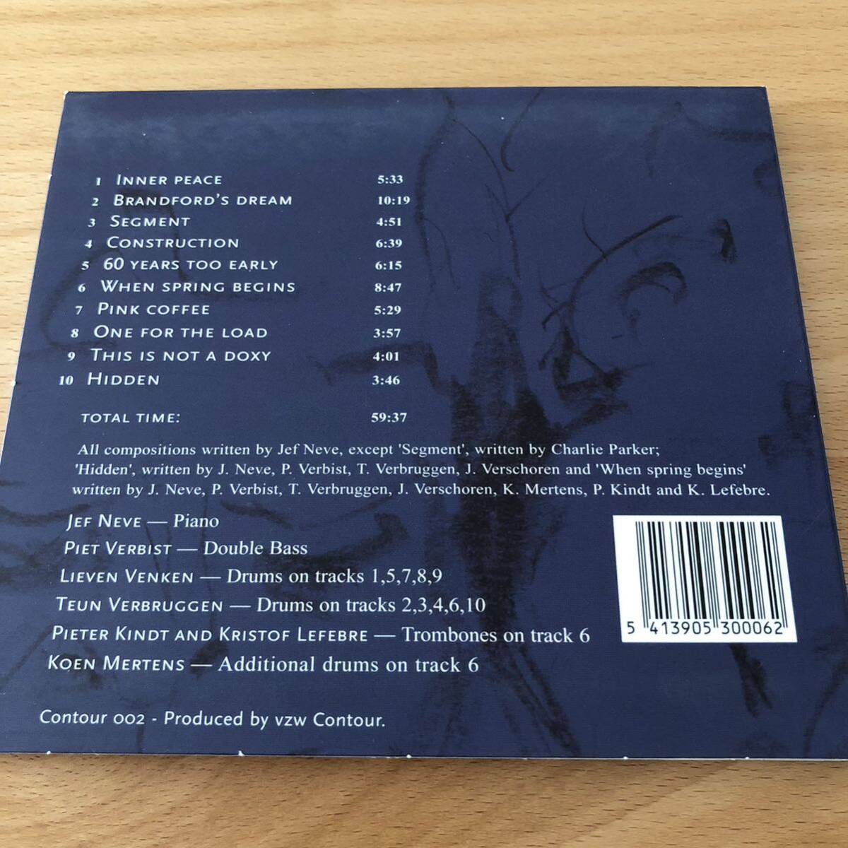 Yahoo!オークション - 【デジパック/CD】JEF NEVE TRIO／BLUE SAGA