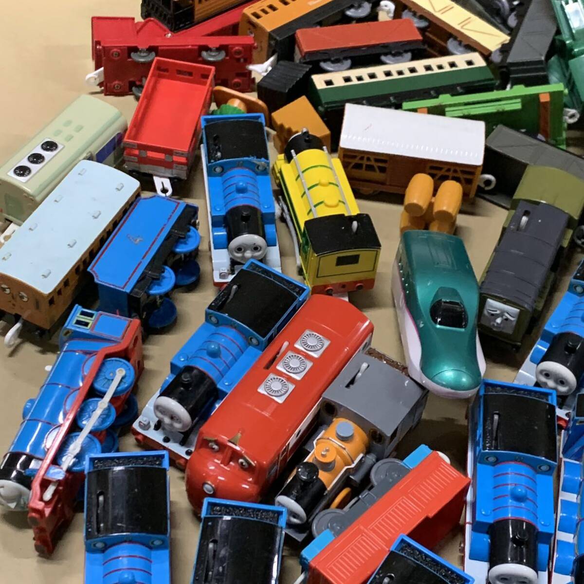 TOMY トーマス 車両 プラレールなど 玩具 まとめて ジャンク品(プラレール)｜売買されたオークション情報、yahooの商品情報をアーカイブ公開 - オークファン（aucfan.com）