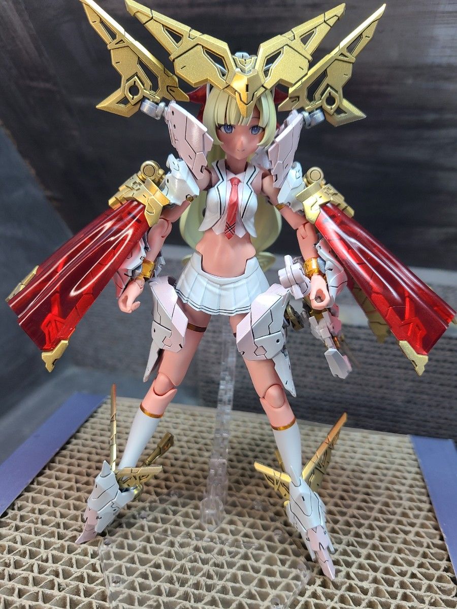 コトブキヤ メガミデバイス バスタードール パラディン 全塗装 コトブキヤ メガミデバイス バスタードール パラディン 全塗装
