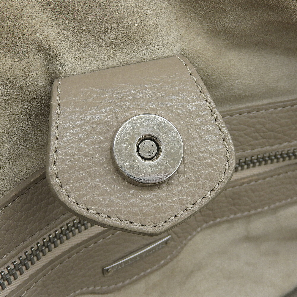 美品 ファビアナフィリッピ Fabiana Filippi 現行ロゴ レザー 美品 ファビアナフィリッピ Fabiana Filippi 現行ロゴ レザー