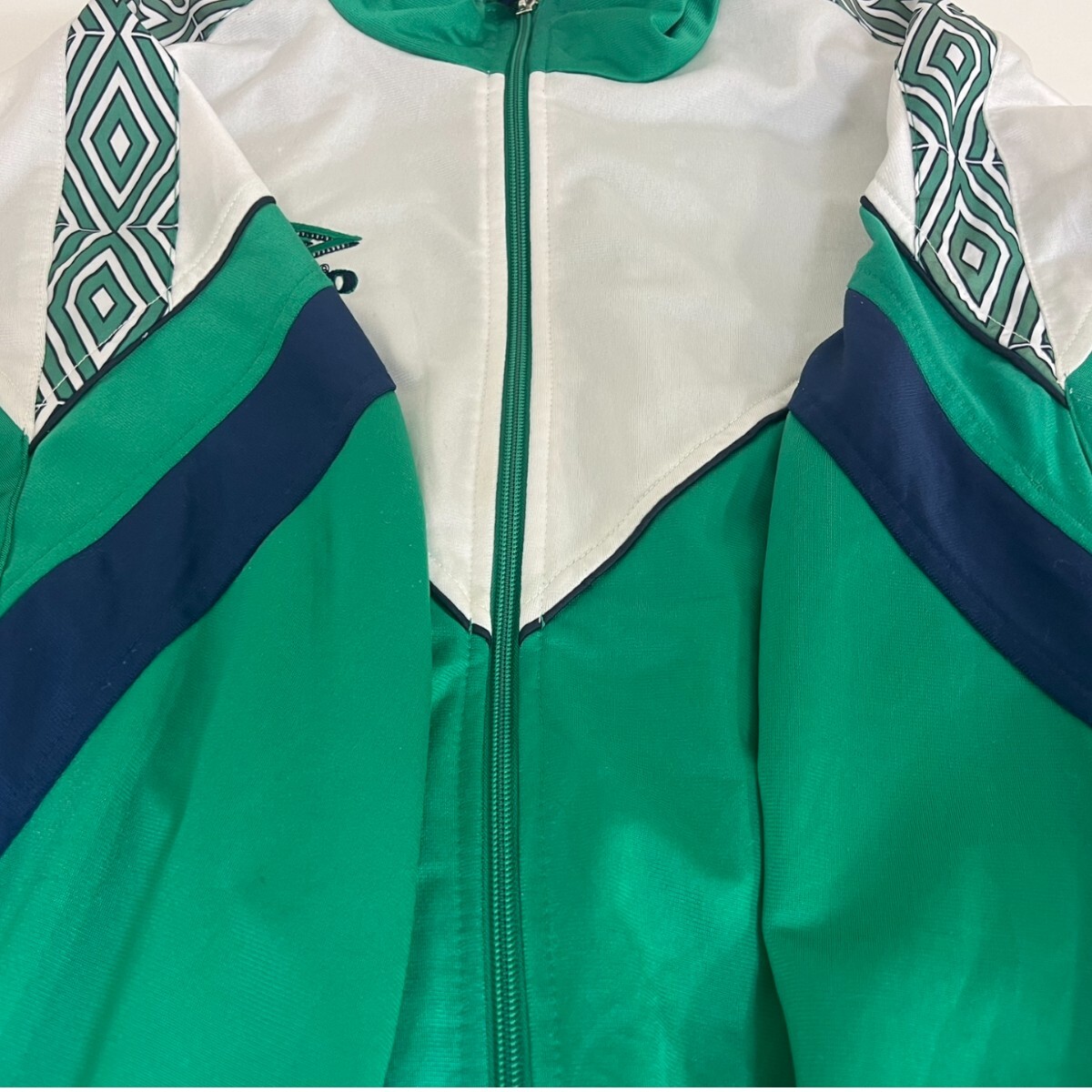 送料無料 UMBRO TRACK JACKET 90s WHITE/GREEN アンブロ 送料無料 UMBRO TRACK JACKET 90s WHITE/GREEN アンブロ
