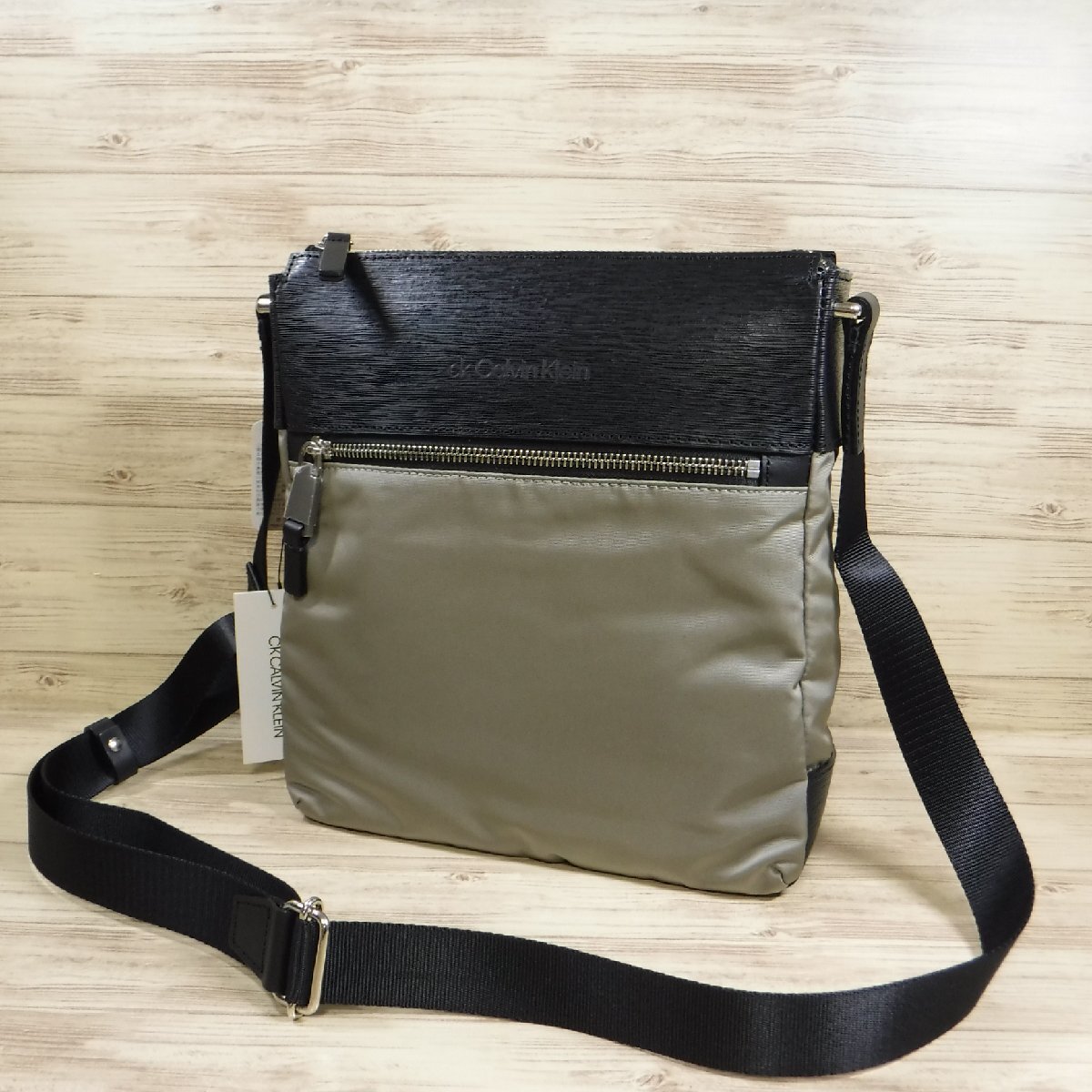 Yahoo!オークション - BB367 CK カルバンクライン 定価26400円 新品 シ...