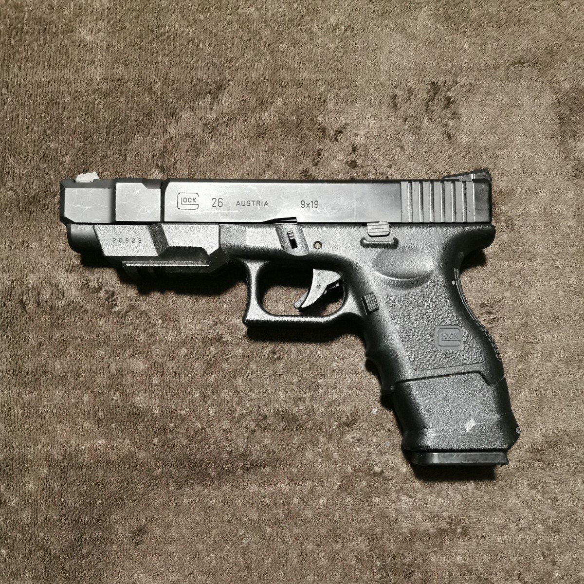 Yahoo!オークション - 【動作確認済】 東京マルイ G26 ガスブローバッ...