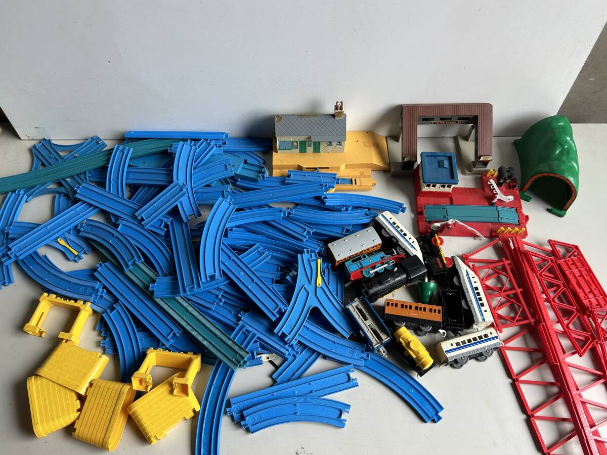 Yahoo!オークション - N321 プラレール 電車 新幹線 トーマス 線路 レ...