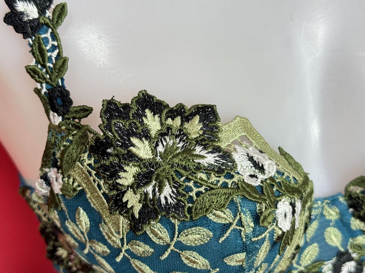 Yahoo!オークション - ワコール スタディオファイブ 7370 D65&ソングM ...