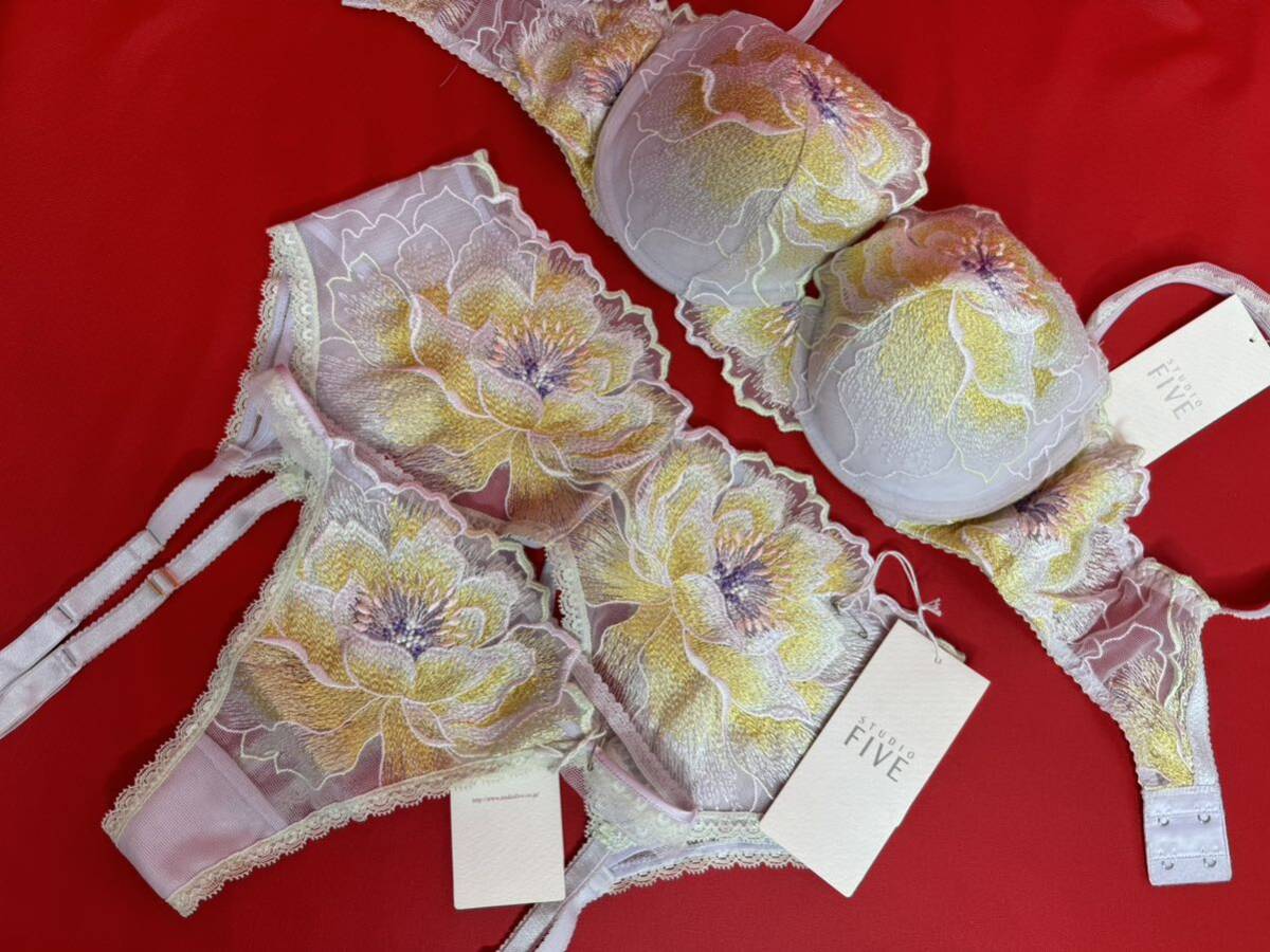 Yahoo!オークション - ワコール スタディオファイブ プラチナ 7230 E75...