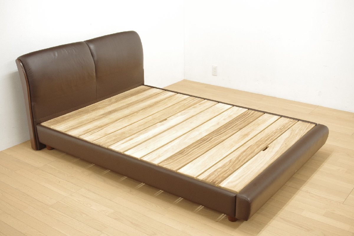 Simmons シモンズ ダブルベッド すのこベッド ベッドフレーム 合皮 ブラウン色 シンプル 幅148cm 長さ217cm 高さ25cm(フレームのみ)｜売買されたオークション情報 ...