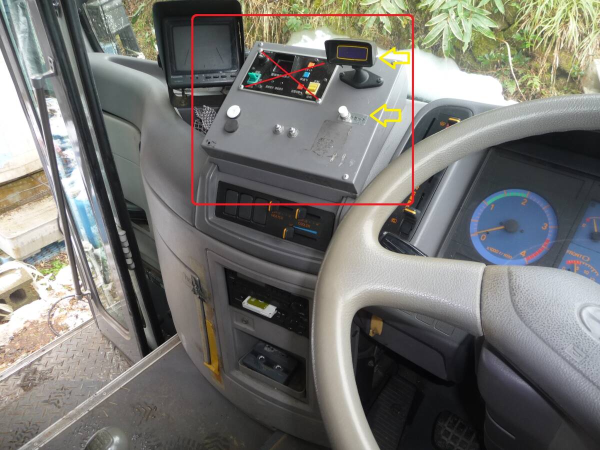 Yahoo!オークション - 日野 リエッセの路線バスから外した レシップの...